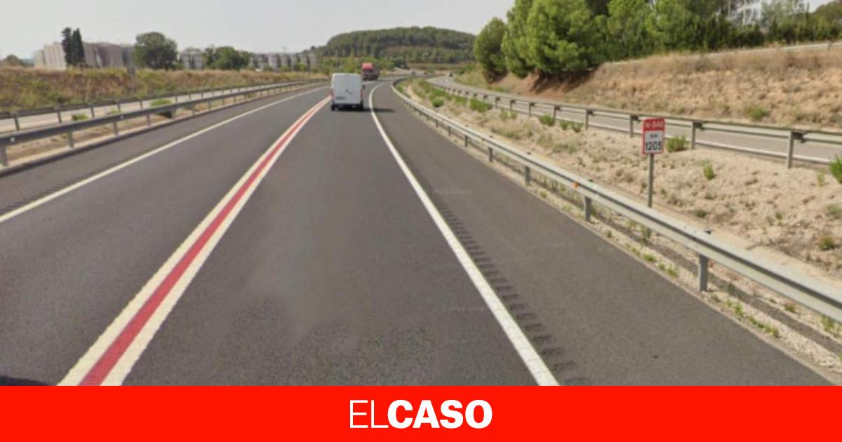 Un muerto y cuatro heridos graves al chocar frontalmente dos coches en ...