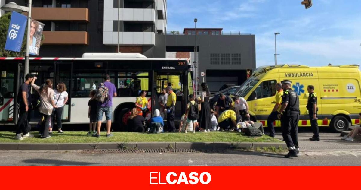 Nueve heridos en un accidente de tráfico entre una moto y un autobús ...