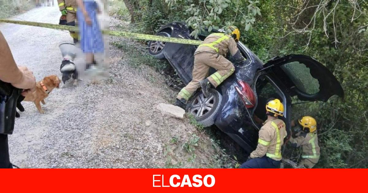 Se salva de miracle després de bolcar amb el cotxe i quedar atrapat en un barranc a Gelida